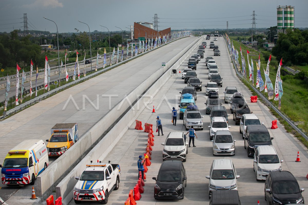 Puncak arus balik lebaran 2024 | ANTARA Foto