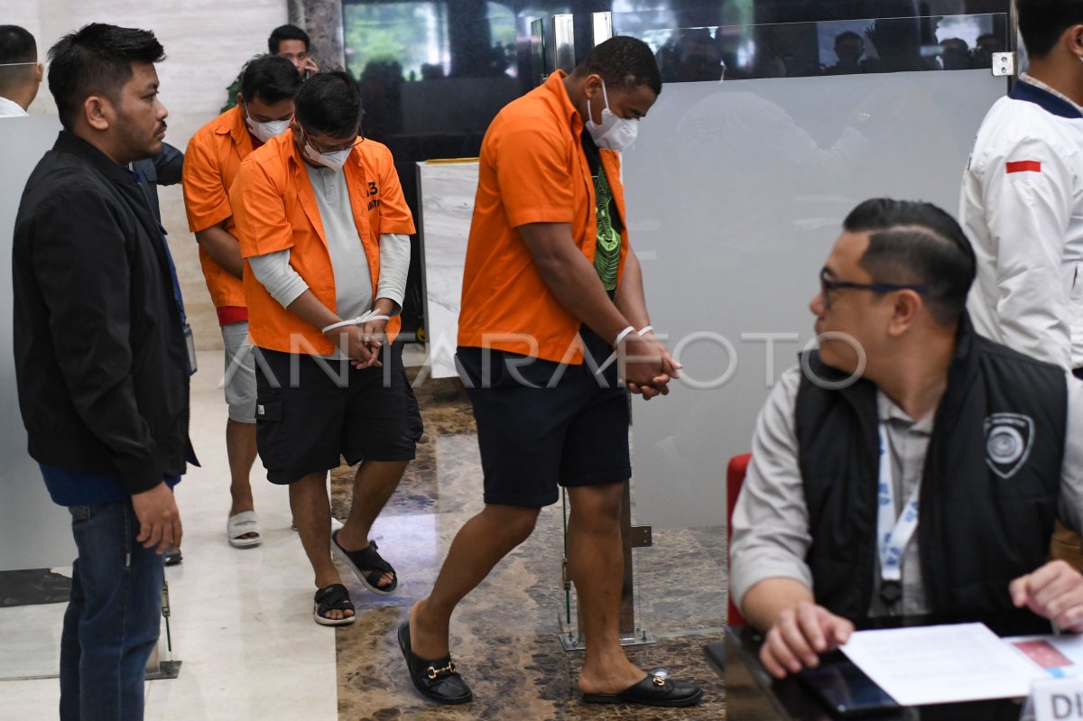 Polri ungkap sindikat penipuan libatkan WNA Nigeria | ANTARA Foto