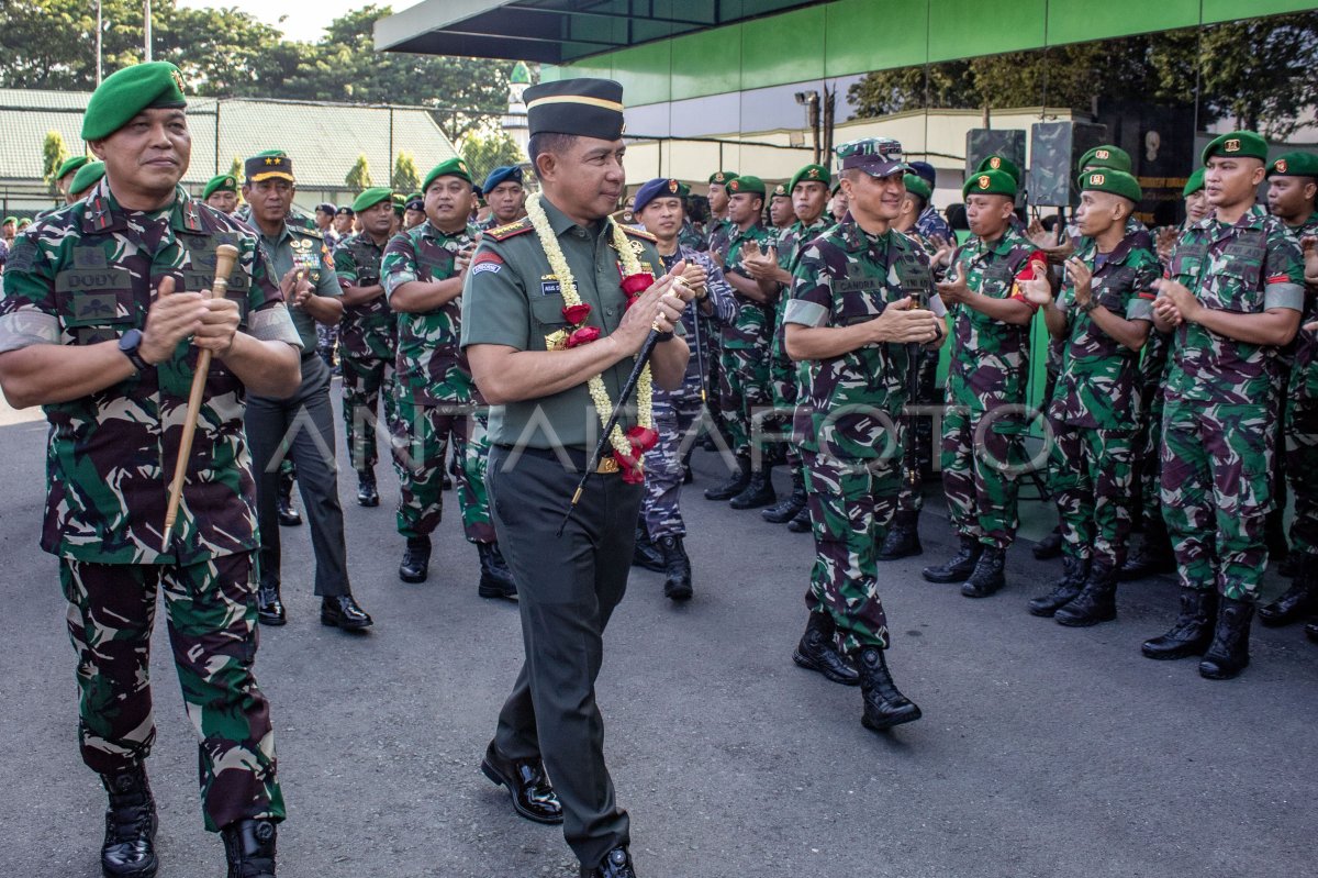 Kunjungan Kerja Panglima Tni Di Palu Antara Foto