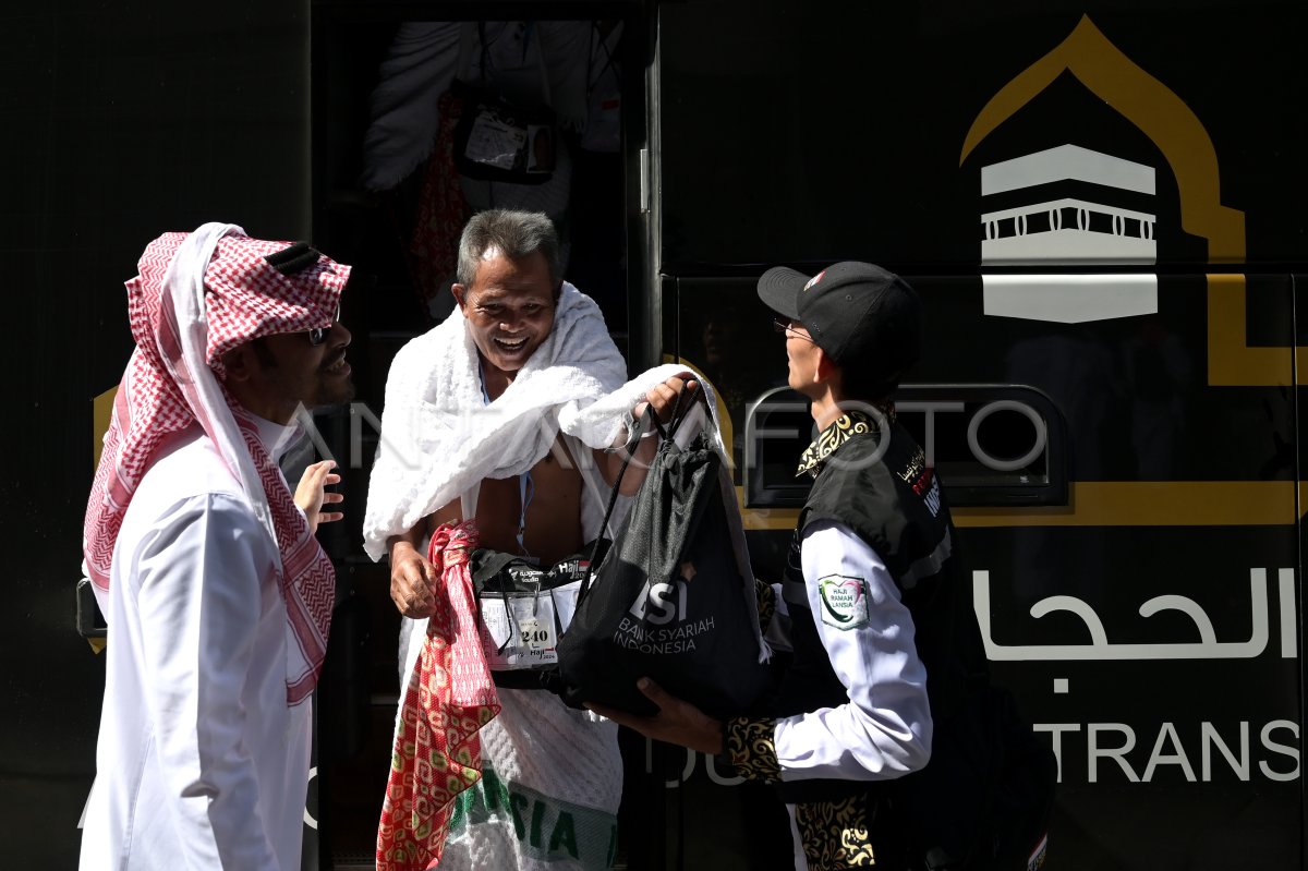 Kloter terakhir gelombang pertama JCH tiba di Makkah | ANTARA Foto Kloter terakhir gelombang pertama JCH tiba di Makkah | ANTARA Foto