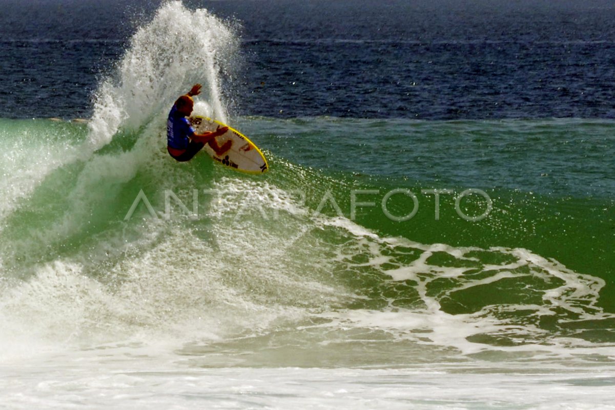 Final World Surf League Krui Pro QS 5000 | ANTARA Foto