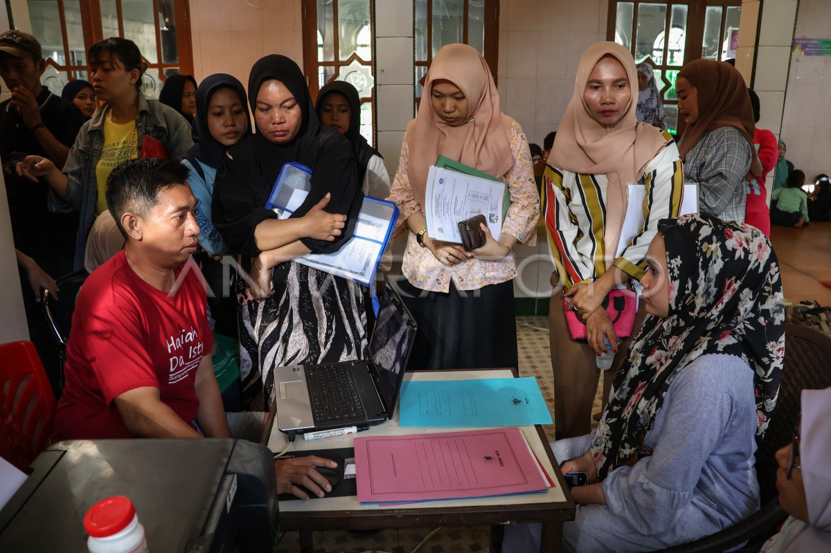 Pendaftaran PPDB 2024 jalur zonasi untuk SD dan SMP di Makassar | ANTARA Foto