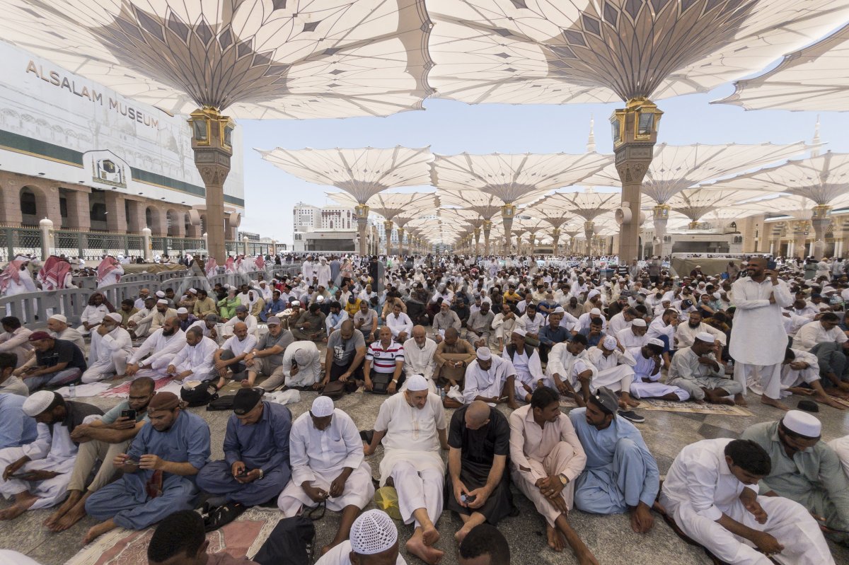 Shalat Jumat di Masjid Nabawi | ANTARA Foto