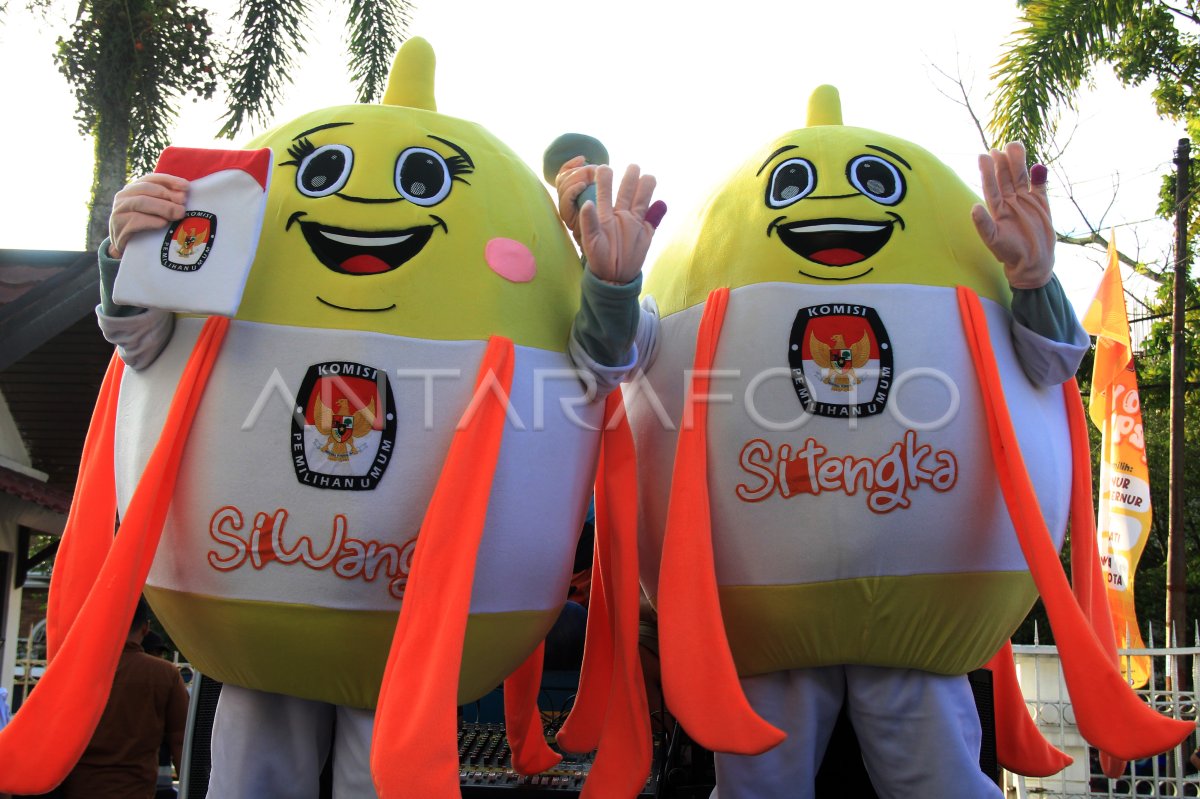 Pengenalan maskot Pilkada Kalimantan Barat | ANTARA Foto
