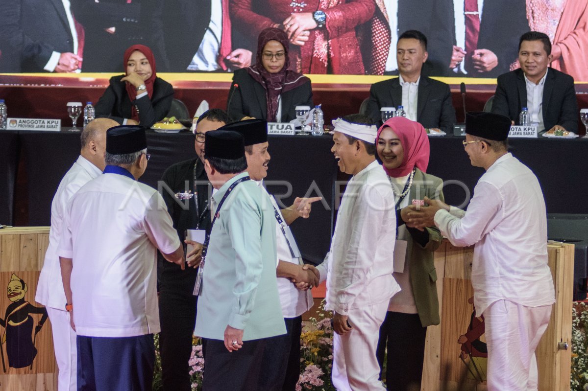 Penepatan nomor urut Cagub dan Cawagub Jabar 2024 | ANTARA Foto