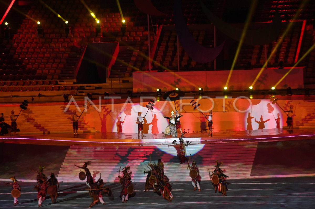 Upacara pembukaan Peparnas XVII Solo 2024 | ANTARA Foto