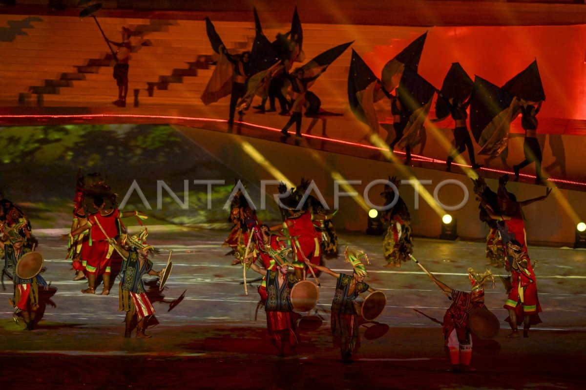 Upacara pembukaan Peparnas XVII Solo 2024 | ANTARA Foto