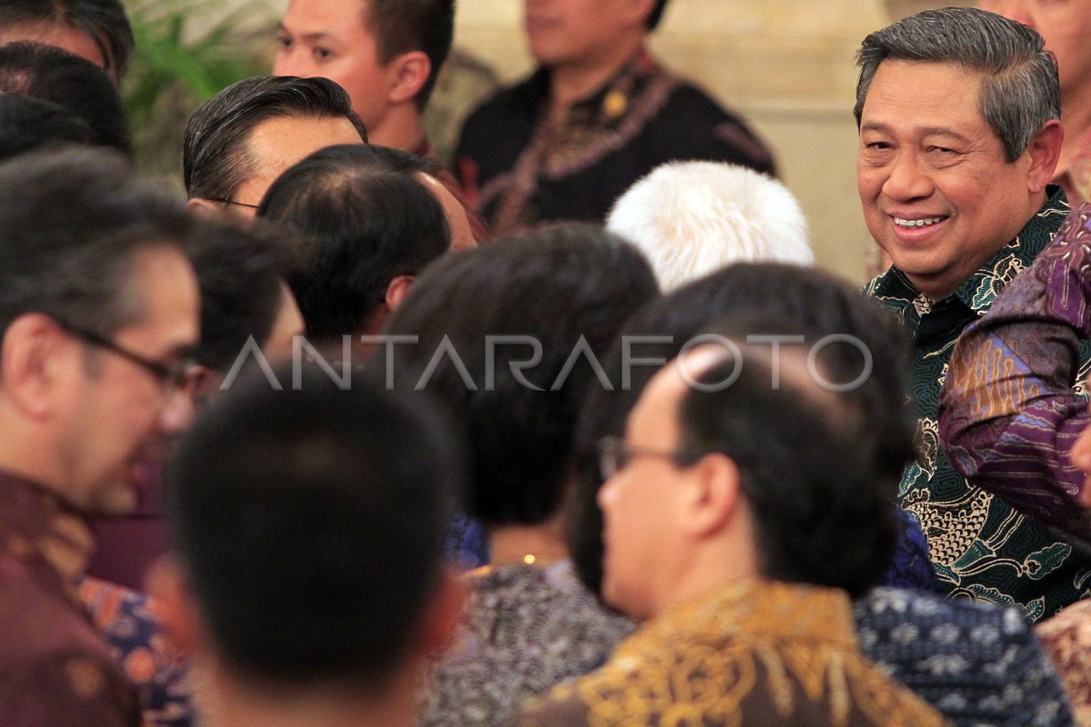 TANGGAPI ISU TERKINI | ANTARA Foto TANGGAPI ISU TERKINI | ANTARA Foto