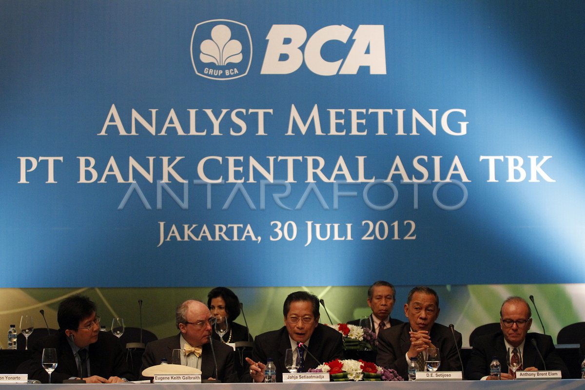 KINERJA BCA | ANTARA Foto