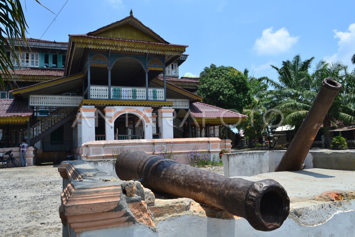 ISTANA NIAT BATUBARA | ANTARA Foto ISTANA NIAT BATUBARA | ANTARA Foto