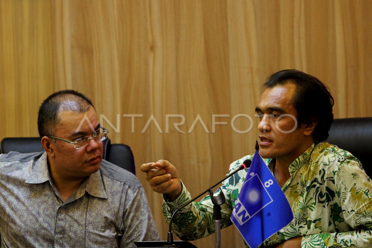 TUNTUT PENYELESAIAN KONFLIK SYIAH | ANTARA Foto TUNTUT PENYELESAIAN KONFLIK SYIAH | ANTARA Foto