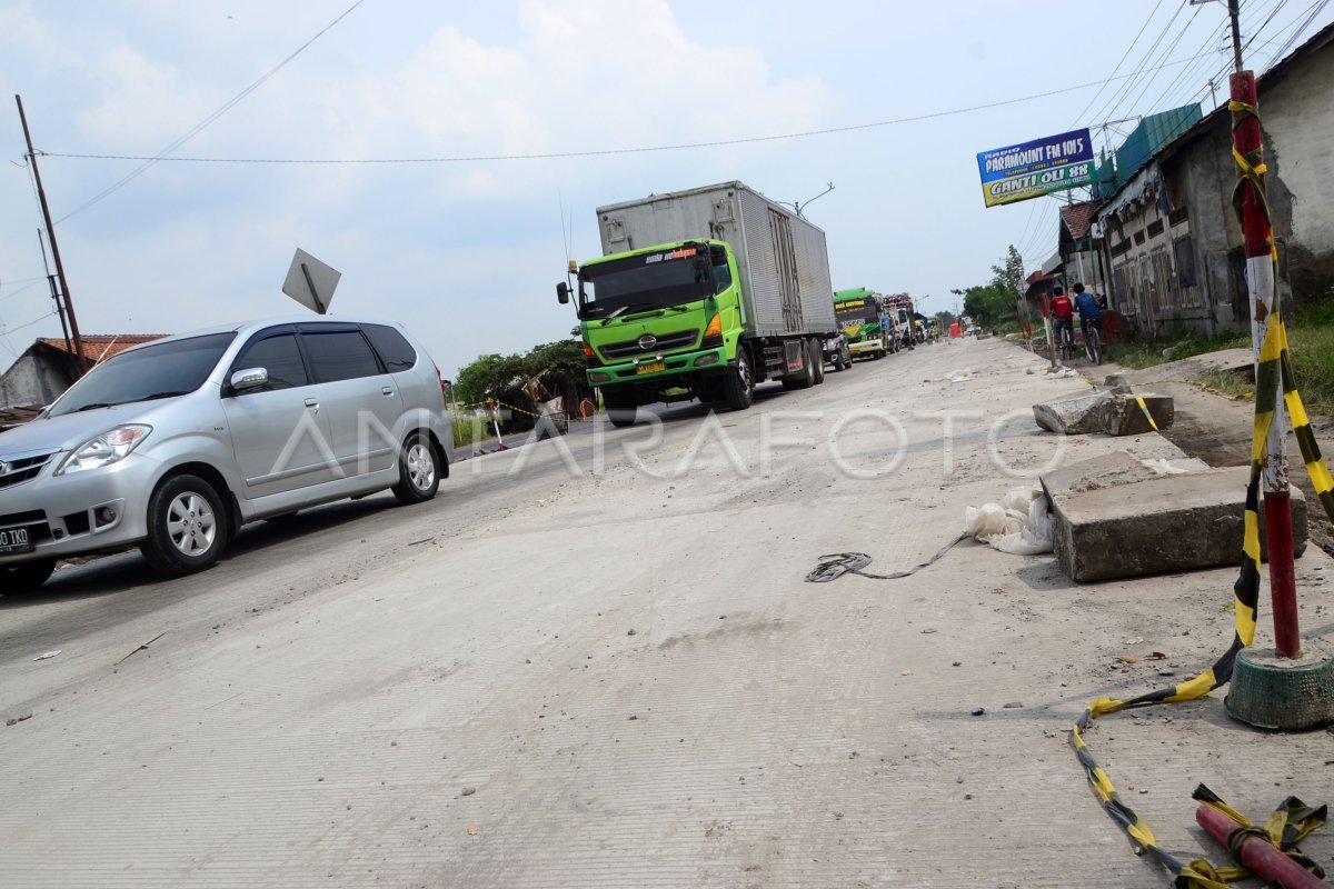 PEMBETONAN PANTURA SIAP DILEWATI | ANTARA Foto