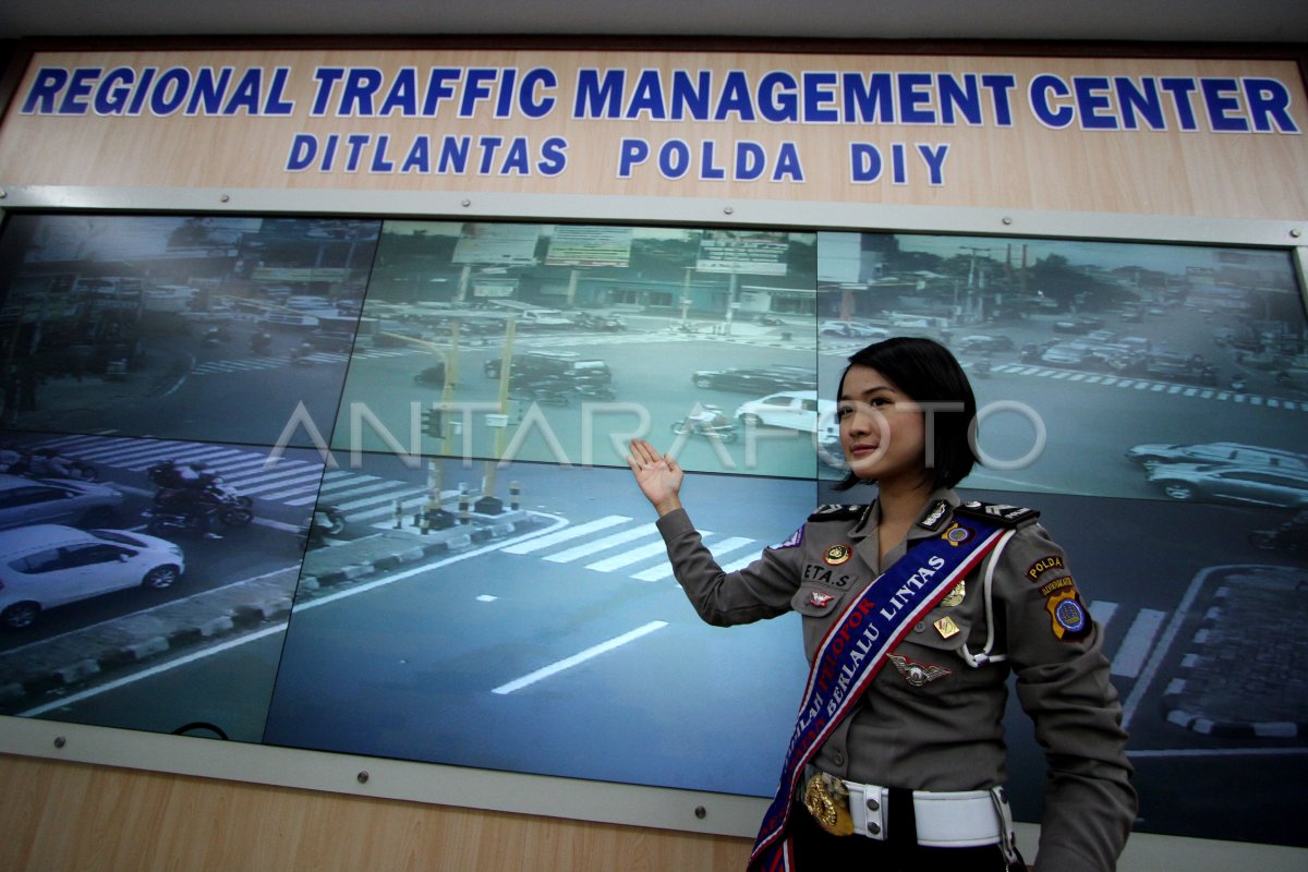 PANTAU ARUS MUDIK | ANTARA Foto
