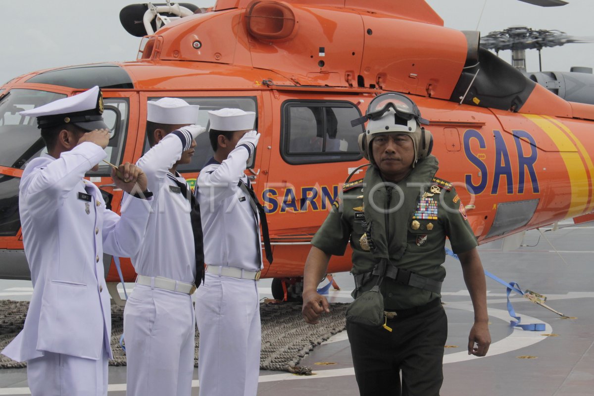 TIM SAR GABUNGAN | ANTARA Foto TIM SAR GABUNGAN | ANTARA Foto