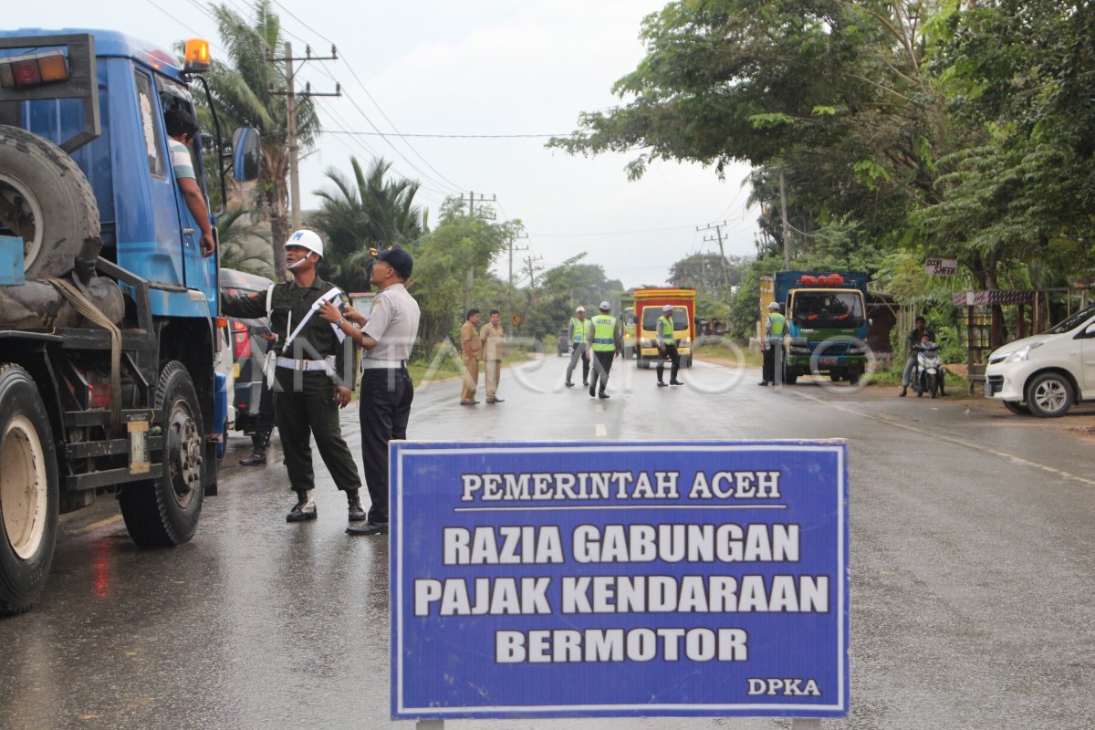 RAZIA PAJAK KENDARAAN DI ACEH | ANTARA Foto