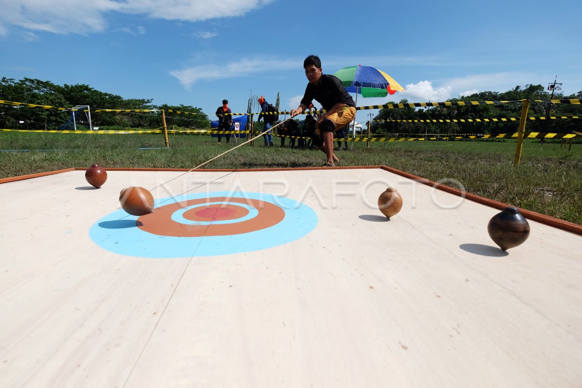 LOMBA OLAHRAGA TRADISIONAL | ANTARA Foto