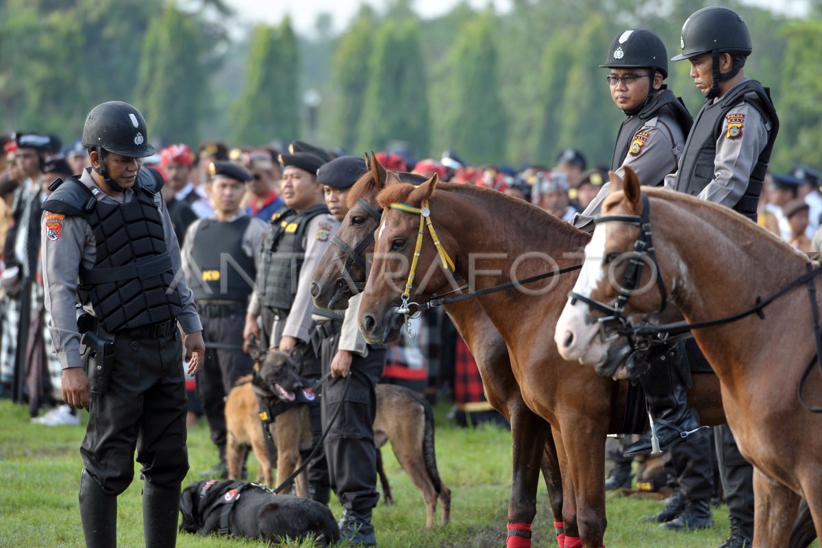 KESIAGAAN OPERASI LILIN BALI | ANTARA Foto