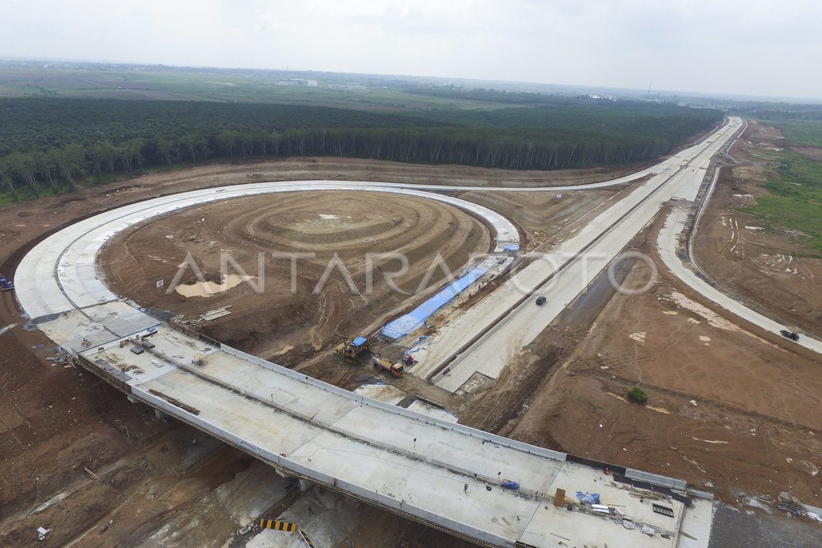 GANTI RUGI LAHAN TOL LAMPUNG | ANTARA Foto