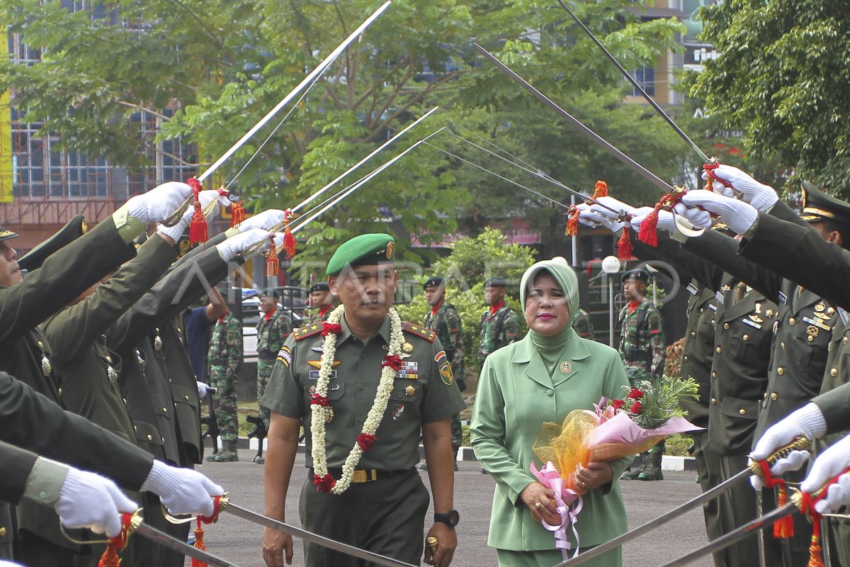 PENYAMBUTAN PANGDAM II SRIWIJAYA | ANTARA Foto PENYAMBUTAN PANGDAM II SRIWIJAYA | ANTARA Foto