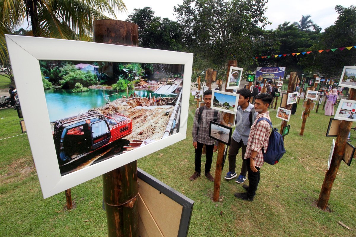 PAMERAN FOTO MAHASISWA | ANTARA Foto