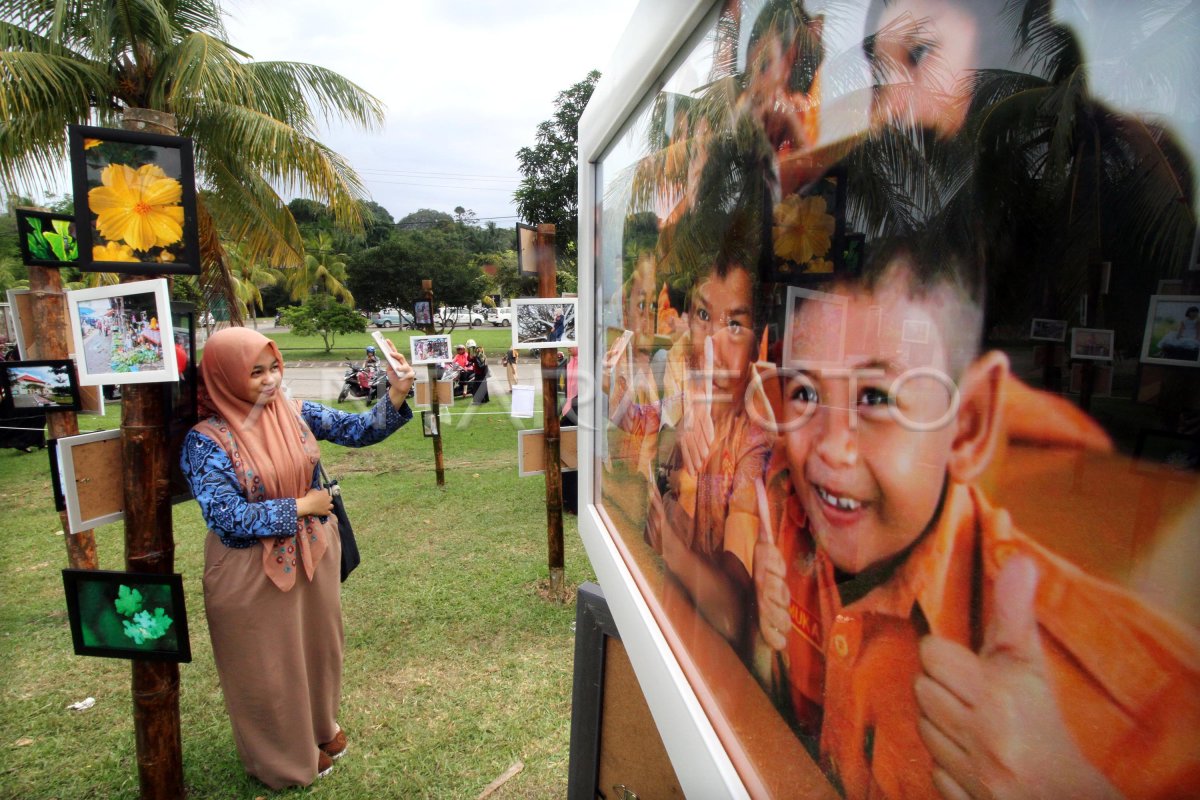 PAMERAN FOTO MAHASISWA | ANTARA Foto