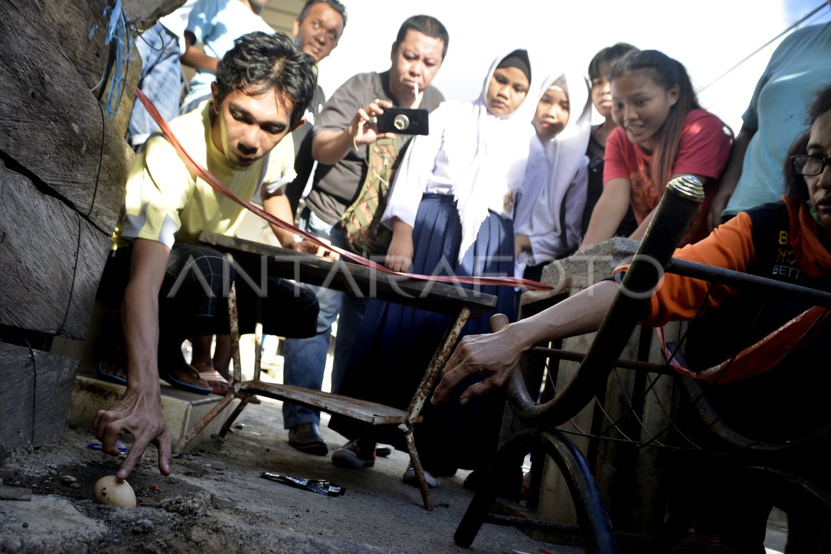 SUMBER UAP PANAS DI PERMUKIMAN PADAT | ANTARA Foto