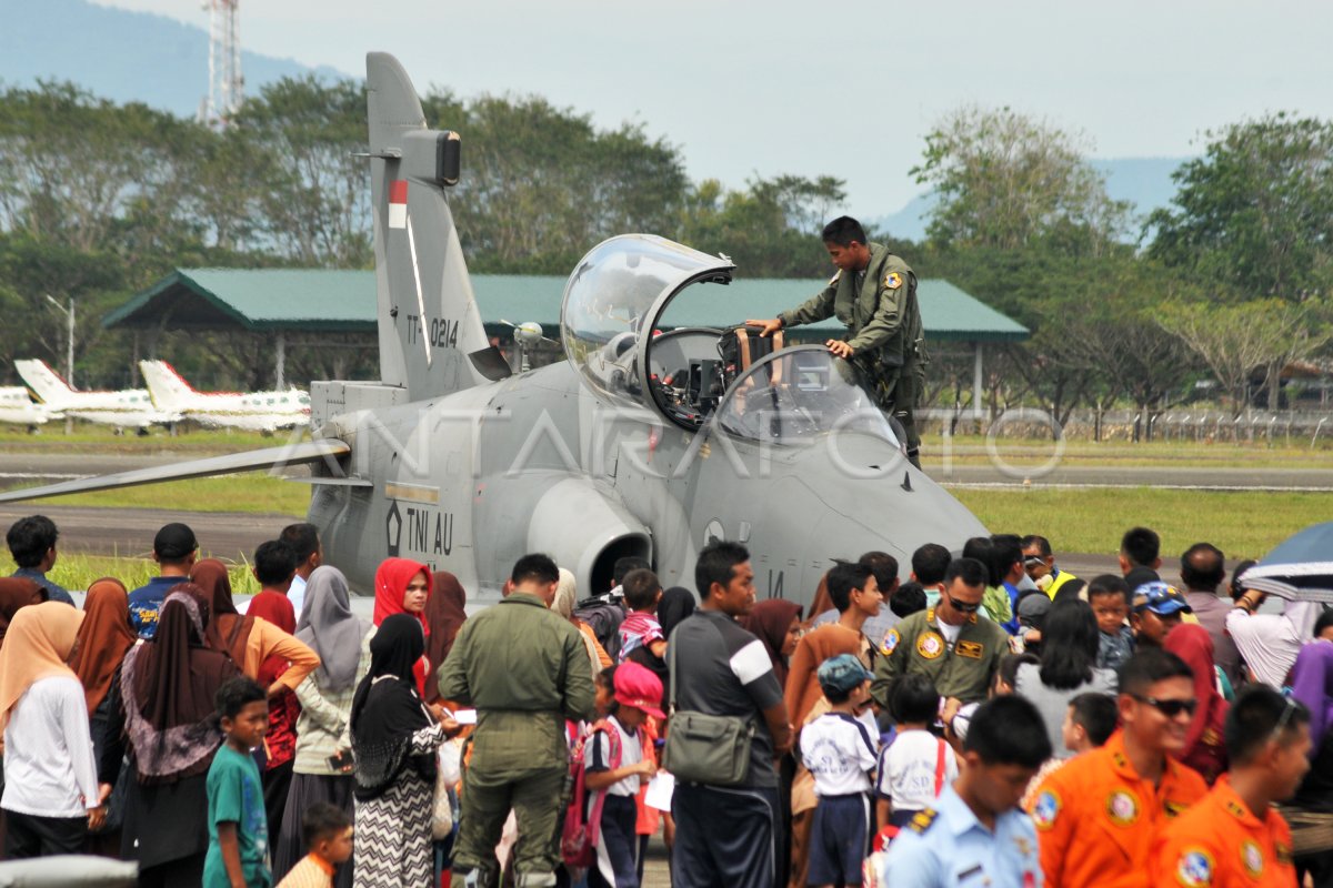 PERKENALKAN PESAWAT TEMPUR | ANTARA Foto