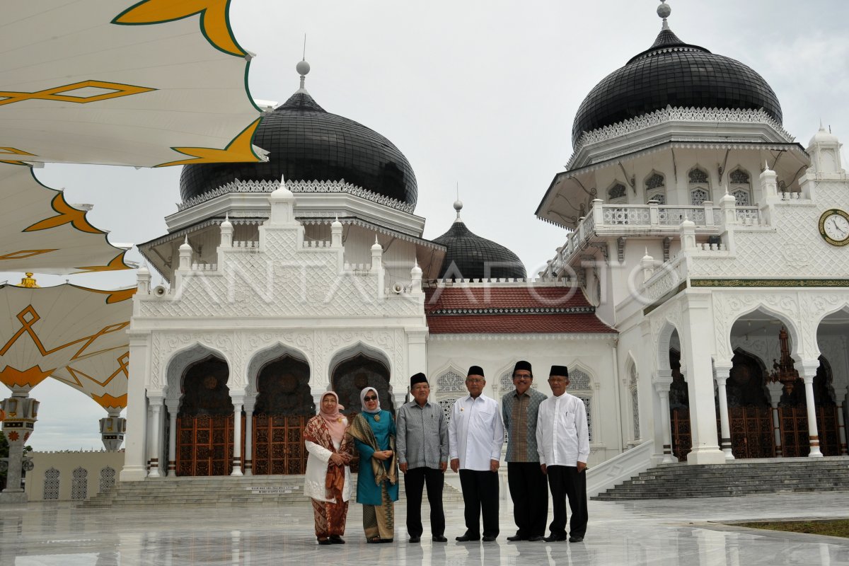 PERLUASAN MASJID BAITURRAHMAN ACEH | ANTARA Foto