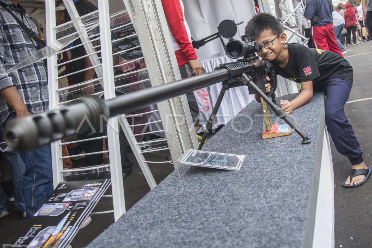 PAMERAN INDUSTRI PERTAHANAN | ANTARA Foto PAMERAN INDUSTRI PERTAHANAN | ANTARA Foto