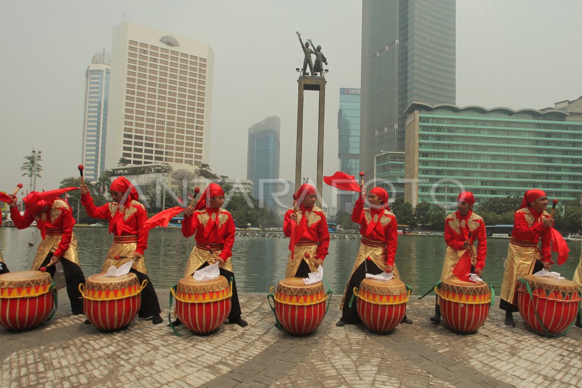 JELANG HUT KE-72 RI | ANTARA Foto JELANG HUT KE-72 RI | ANTARA Foto