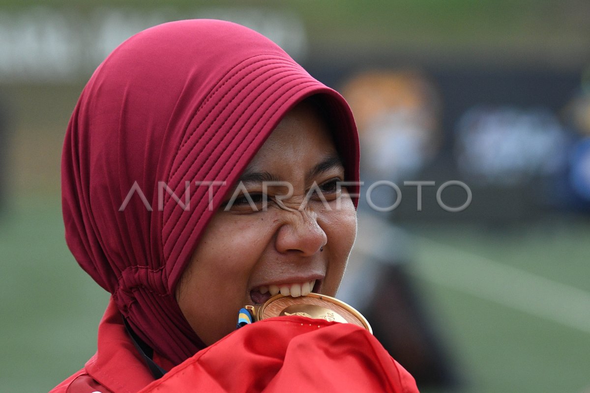 EMAS PERTAMA INDONESIA | ANTARA Foto