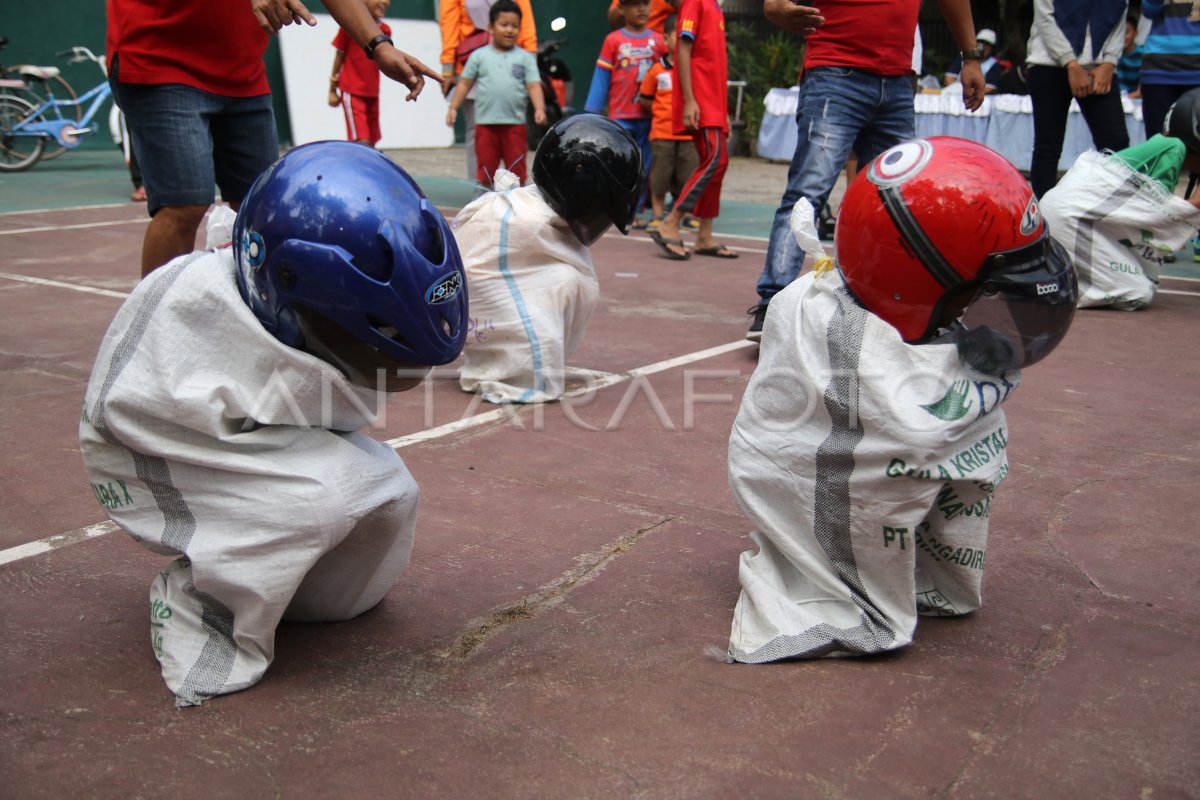 LOMBA BALAP KARUNG | ANTARA Foto