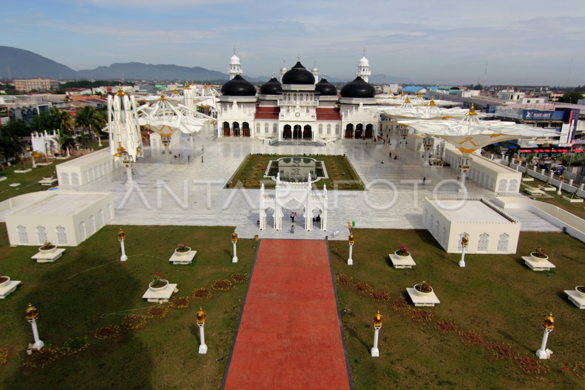 MASJID RAYA BAITURRAHMAN ACEH | ANTARA Foto
