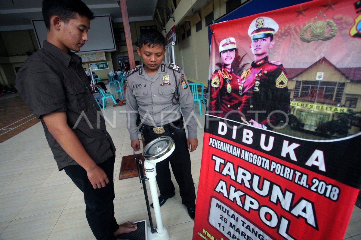 HARI TERAKHIR PENDAFTARAN POLRI | ANTARA Foto HARI TERAKHIR PENDAFTARAN POLRI | ANTARA Foto