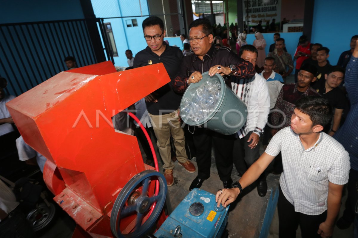 PENGELOLAAN SAMPAH TPS 3R | ANTARA Foto