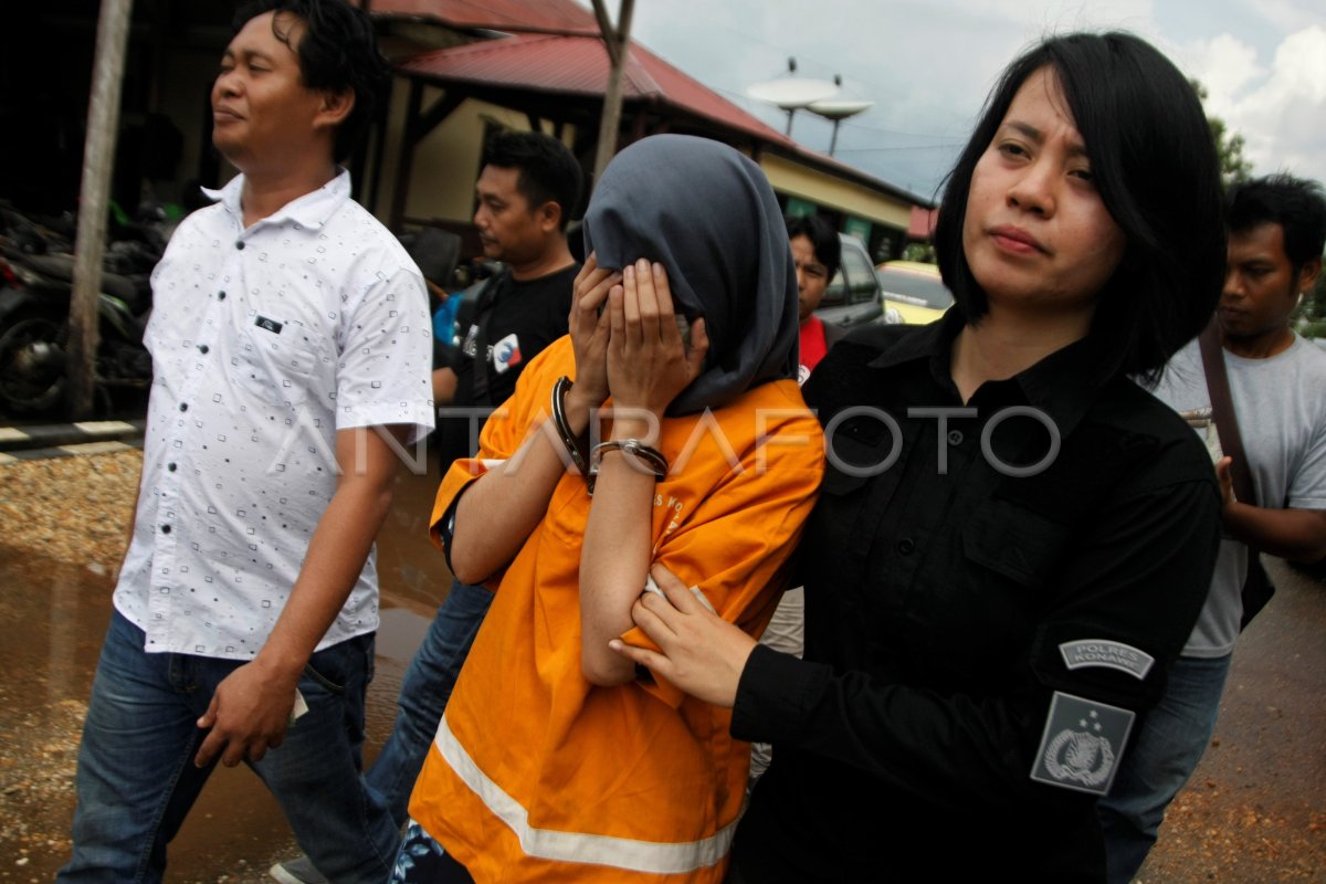 PENGGELAPAN DANA NASABAH BRI KONAWE | ANTARA Foto PENGGELAPAN DANA NASABAH BRI KONAWE | ANTARA Foto