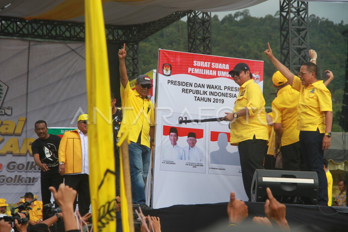 Kampanye Akbar Golkar Antara Foto