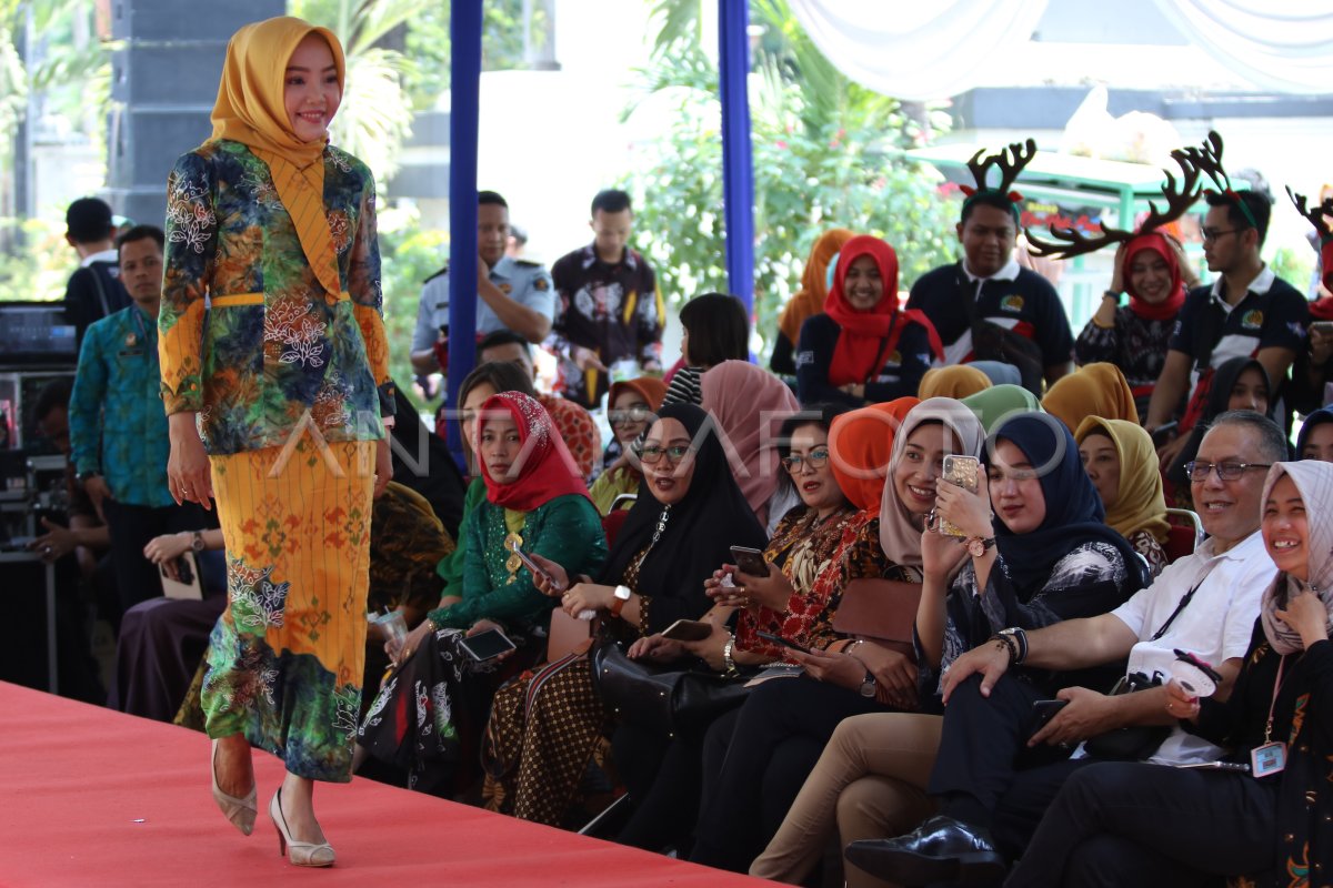 BATIK KARYA WARGA BINAAN PEMASYARAKATAN | ANTARA Foto BATIK KARYA WARGA BINAAN PEMASYARAKATAN | ANTARA Foto