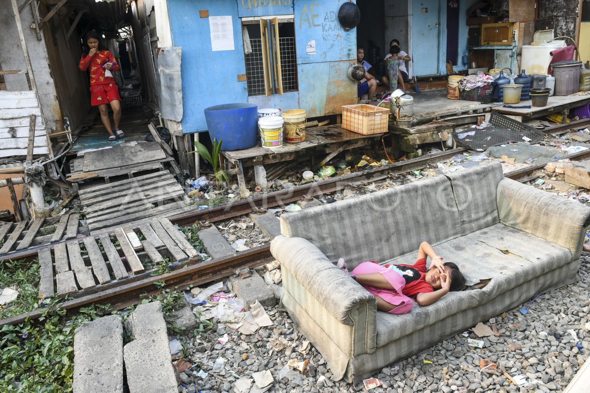 PENURUNAN ANGKA KEMISKINAN | ANTARA Foto