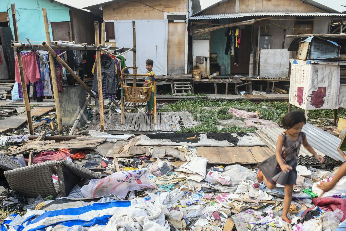 PENURUNAN ANGKA KEMISKINAN | ANTARA Foto