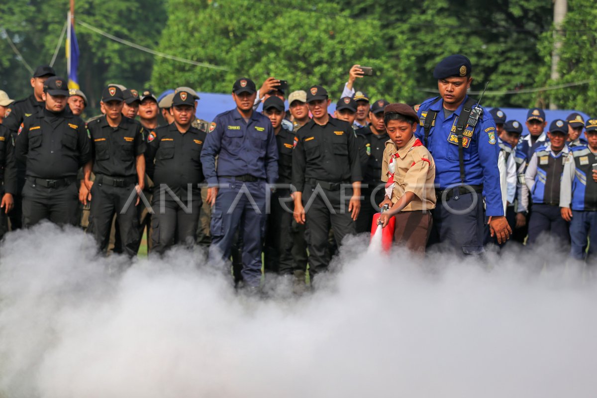 APEL SIAGA BENCANA | ANTARA Foto