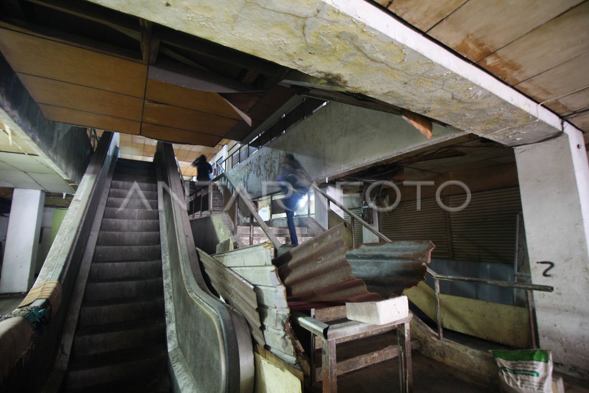 KONDISI PASAR TUNJUNGAN SURABAYA | ANTARA Foto KONDISI PASAR TUNJUNGAN SURABAYA | ANTARA Foto