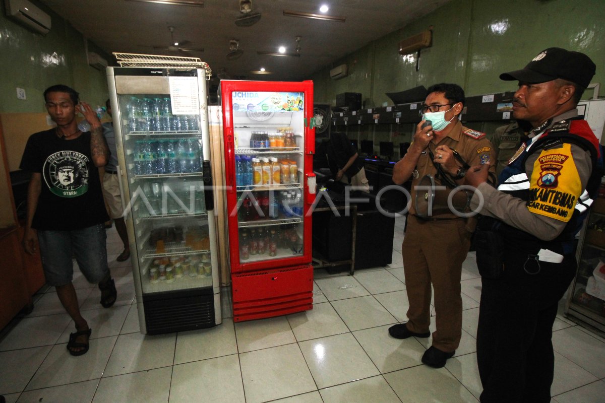 PENCEGAHAN PENYEBARAN COVID-19 | ANTARA Foto PENCEGAHAN PENYEBARAN COVID-19 | ANTARA Foto