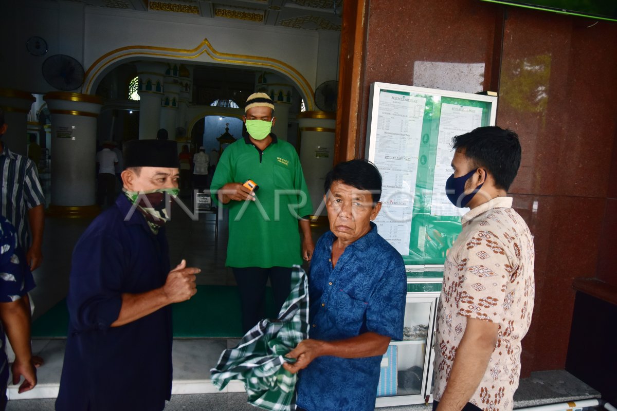 NORMAL BARU DI MASJID PEKANBARU | ANTARA Foto NORMAL BARU DI MASJID PEKANBARU | ANTARA Foto