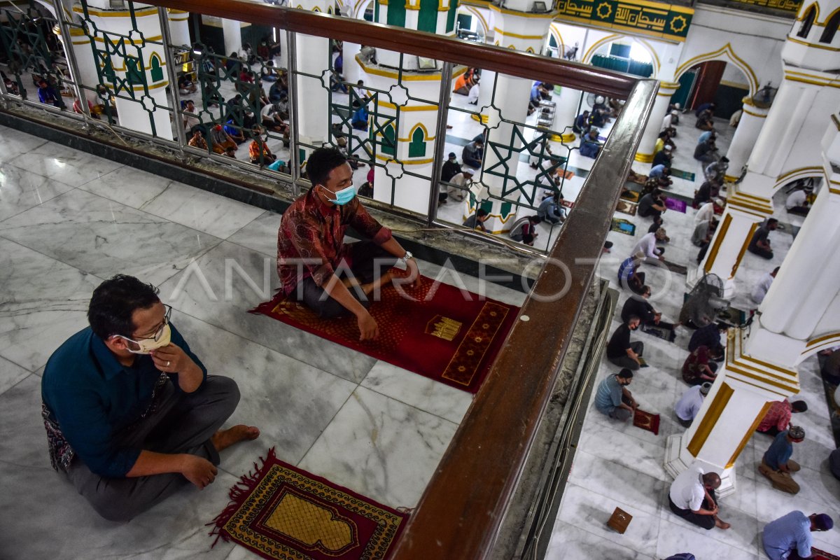 NORMAL BARU DI MASJID PEKANBARU | ANTARA Foto NORMAL BARU DI MASJID PEKANBARU | ANTARA Foto