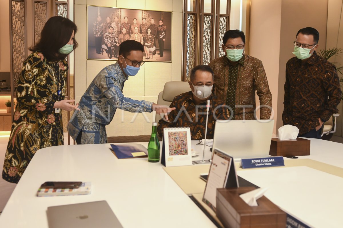 PAPARAN KINERJA BANK MANDIRI TRIWULAN I | ANTARA Foto