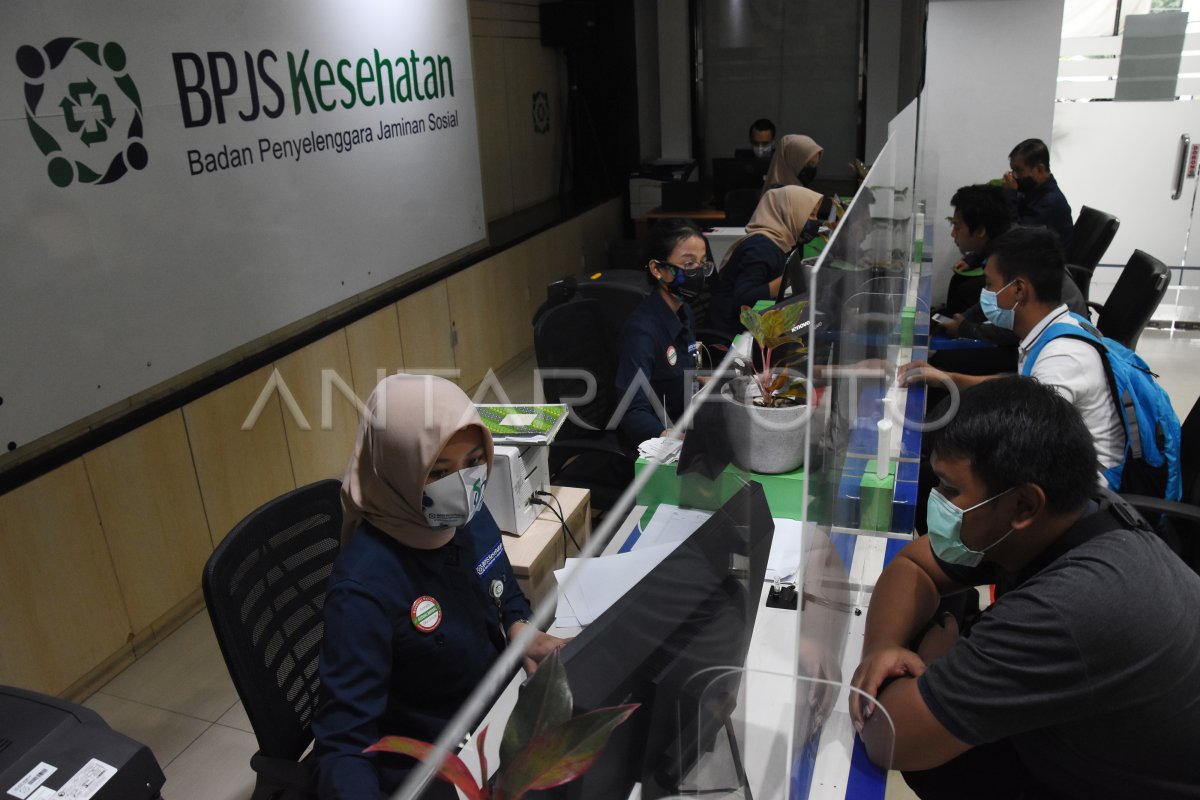 PENERAPAN NORMAL BARU BPJS KESEHATAN | ANTARA Foto
