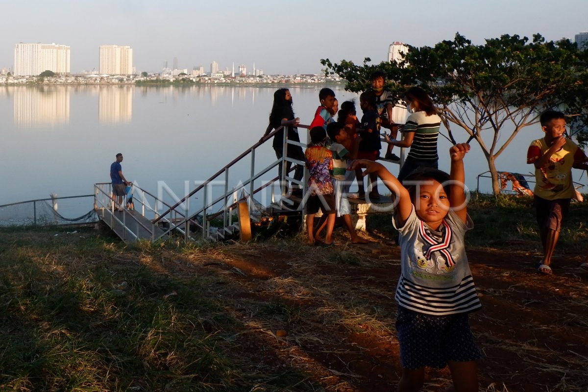 Taman Kota Waduk Pluit Antara Foto