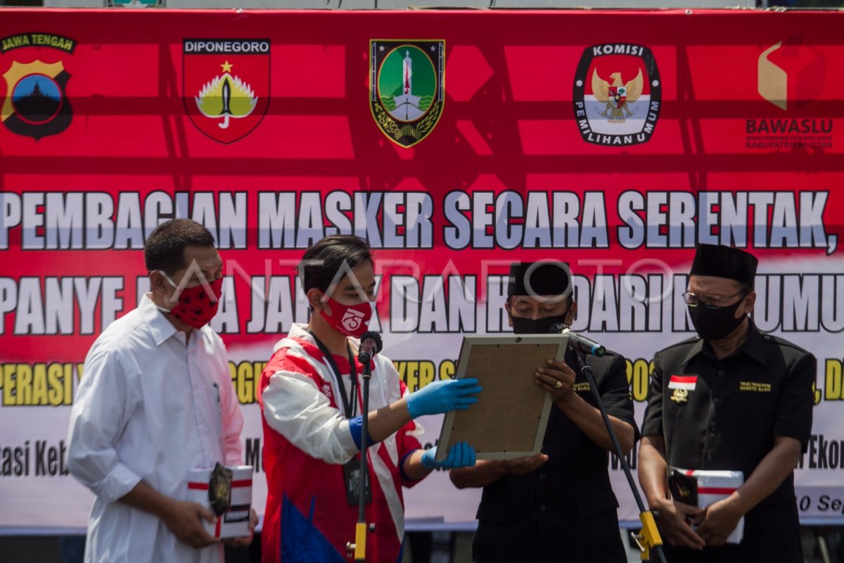 DEKLARASI PILKADA DAMAI SOLO | ANTARA Foto