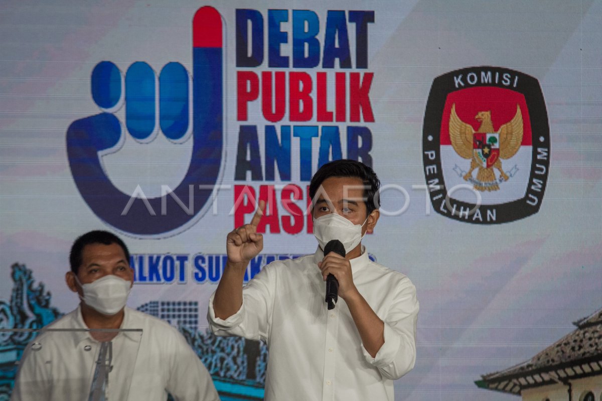 DEBAT TERBUKA PILWAKOT SOLO | ANTARA Foto DEBAT TERBUKA PILWAKOT SOLO | ANTARA Foto
